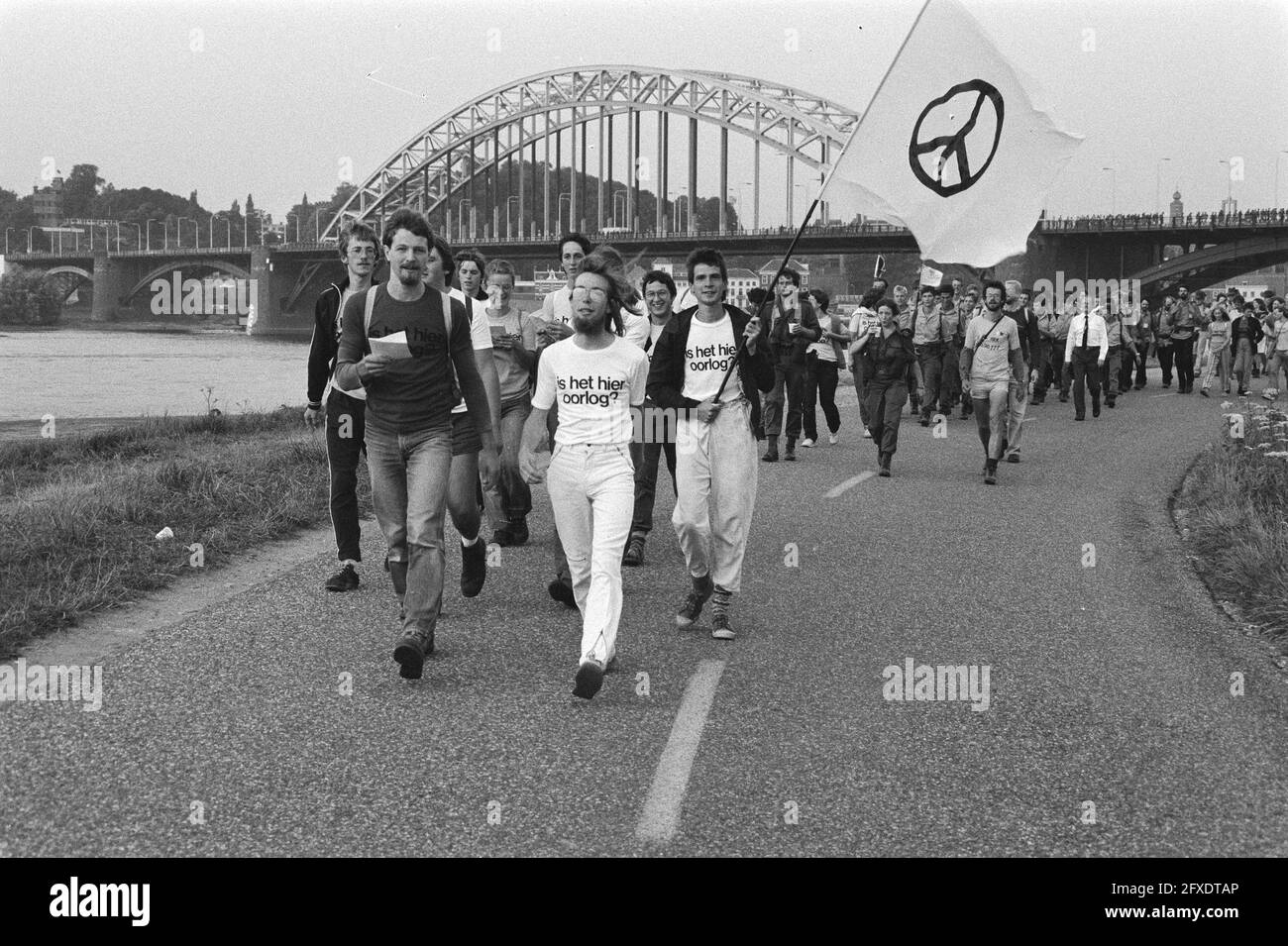 Start of four-day walk of Nijmegen; action group Is it war here?, 20 ...
