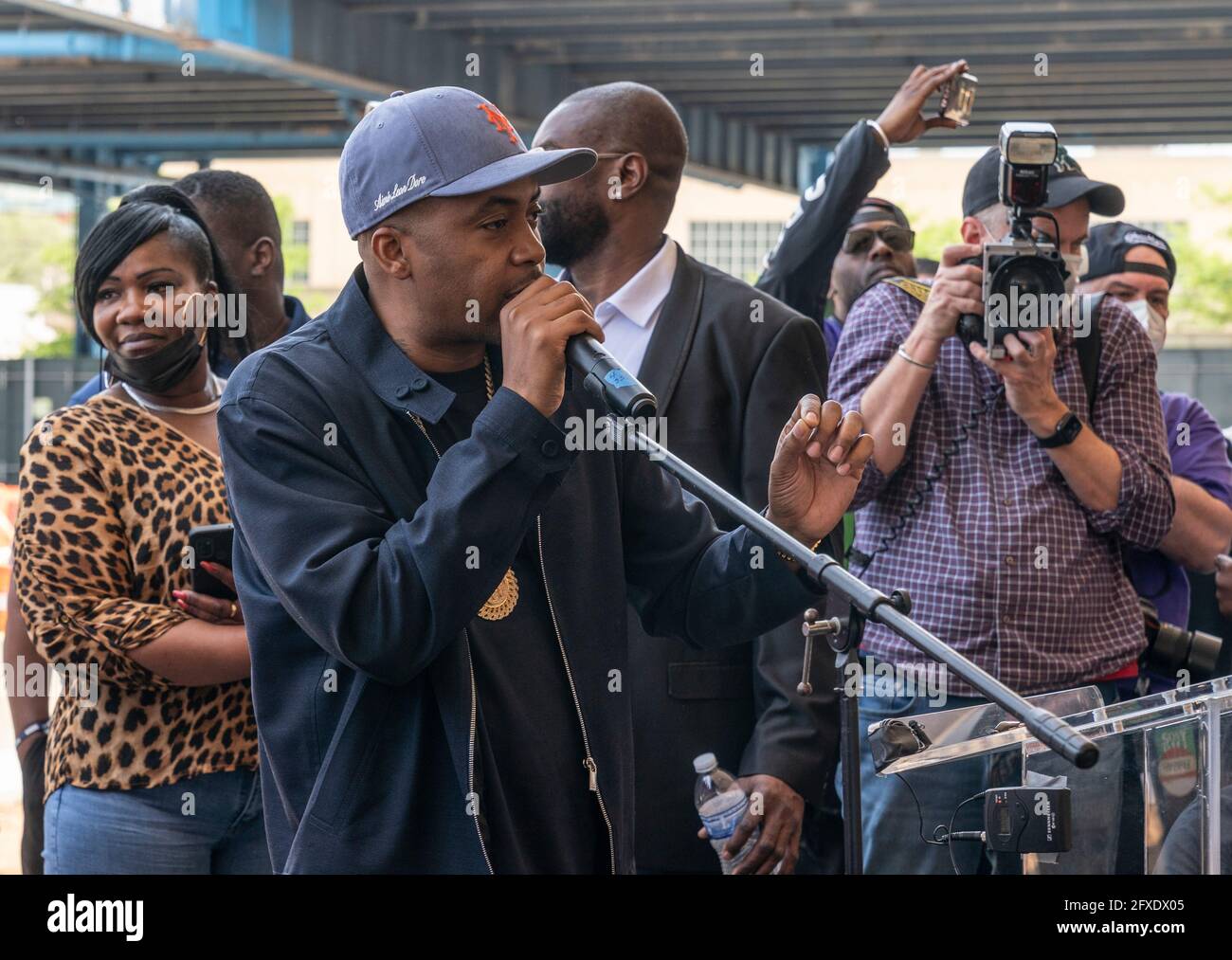 New York, NY - May 20, 2021: Artist NAS speaks during The Universal Hip ...