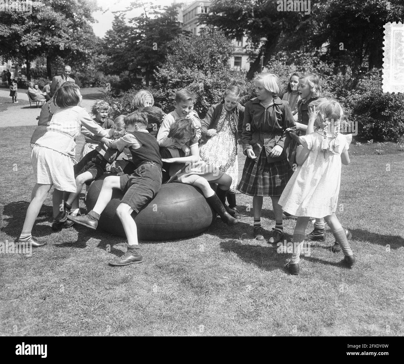 Airplane inner tube hi-res stock photography and images - Alamy