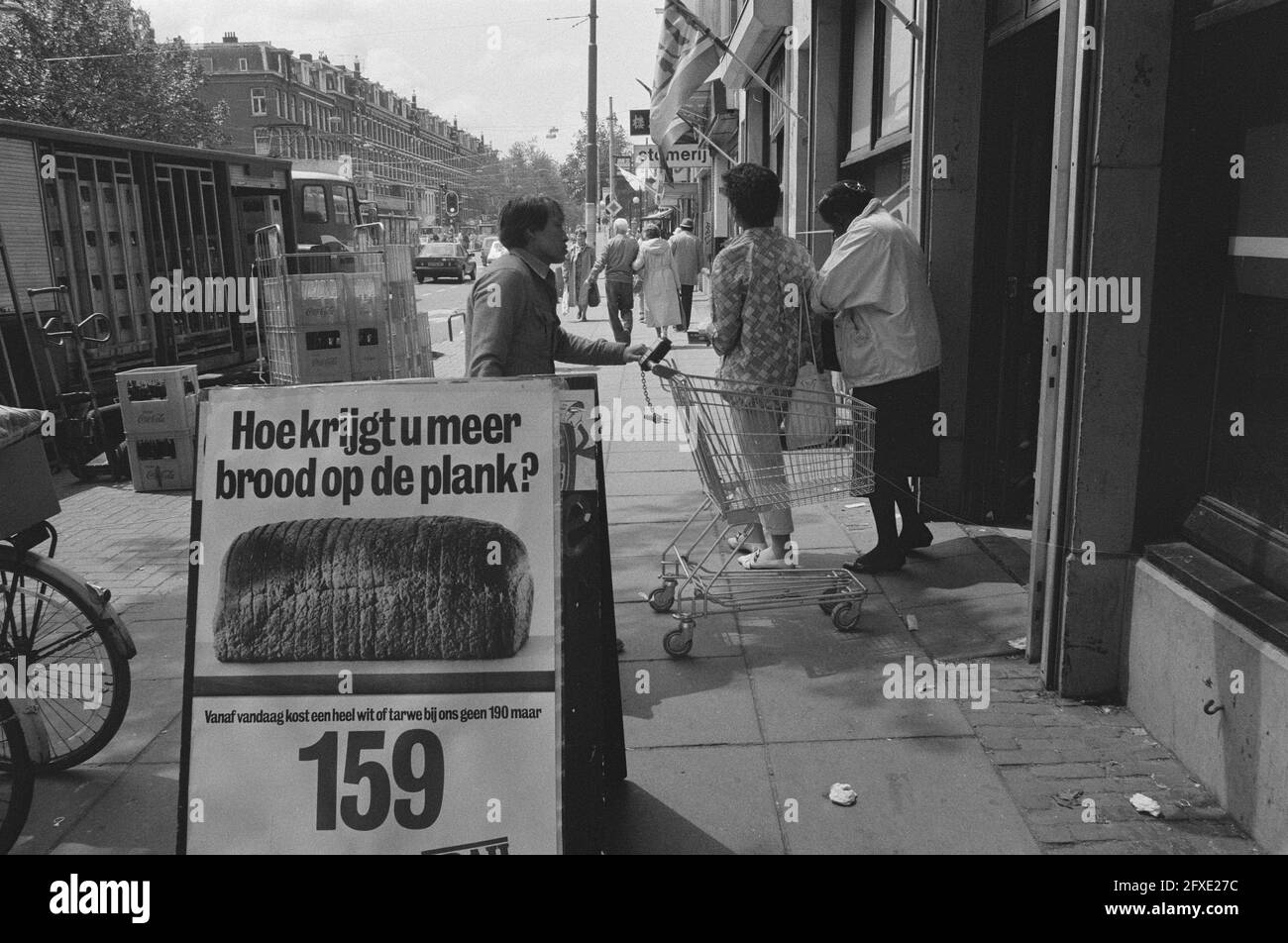 Supermarket chain edah sells bread hi-res stock photography and images ...