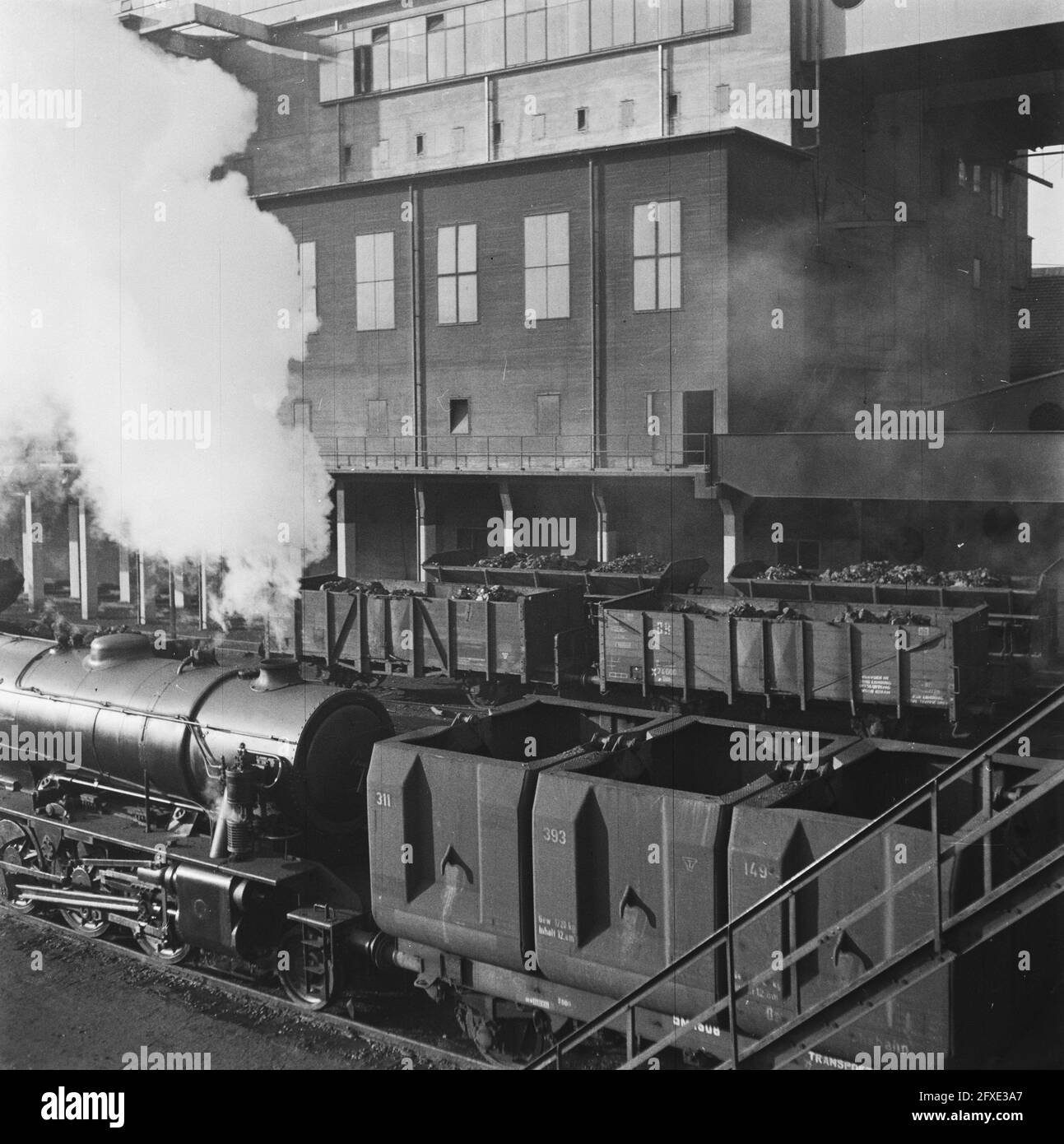 Coalmines Black and White Stock Photos & Images - Alamy