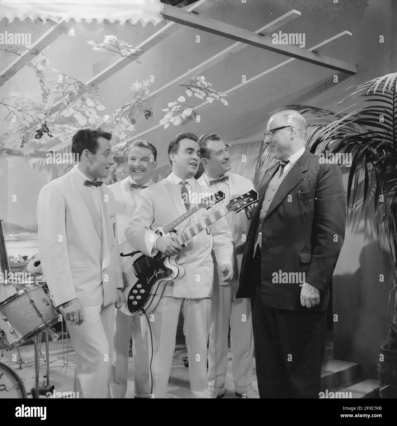 Television program Pasgeperst (quartet Enzo Gallo ), October 27, 1959 ...