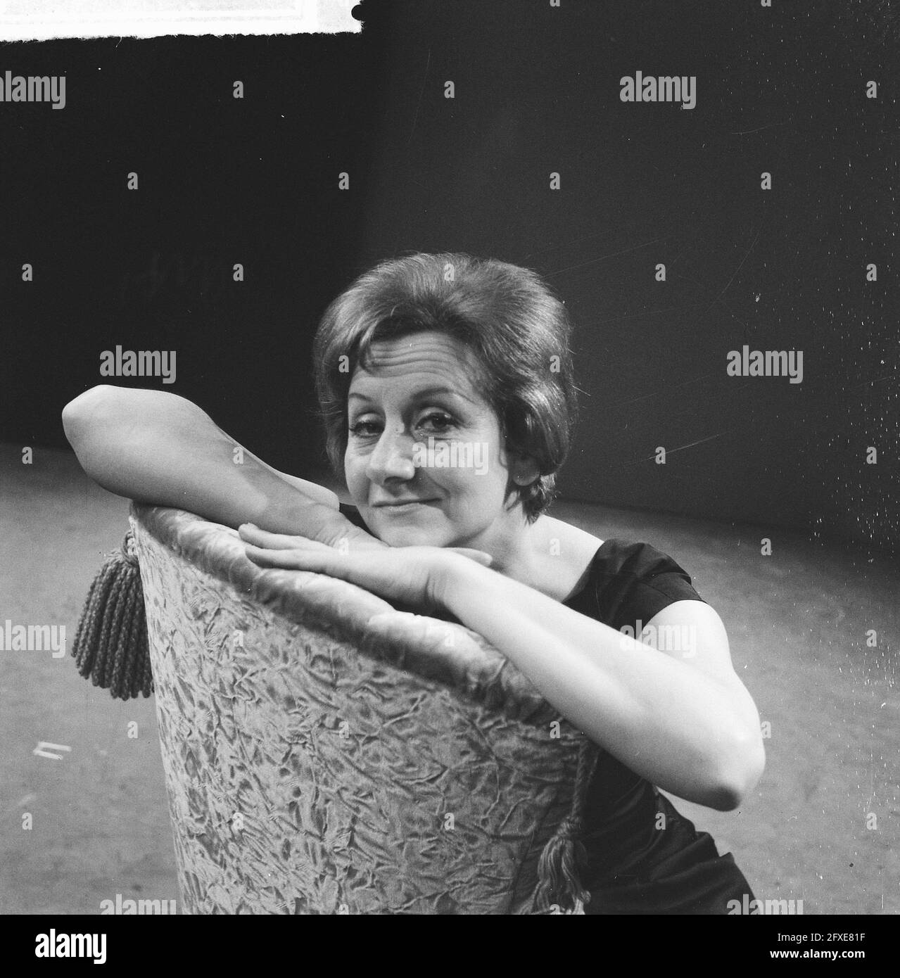 Conny stuart leaning hi-res stock photography and images - Alamy