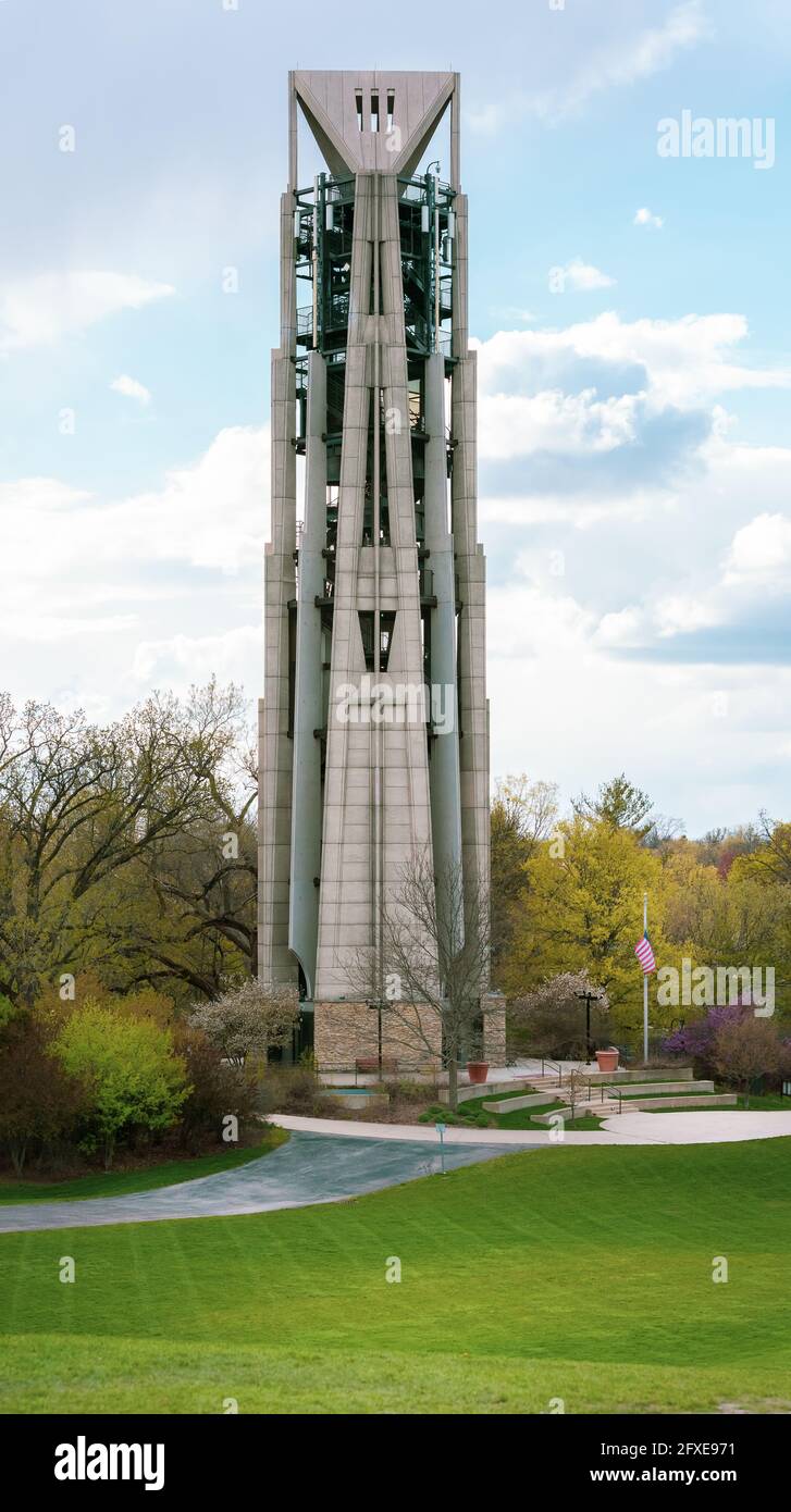 Naperville hi-res stock photography and images - Alamy