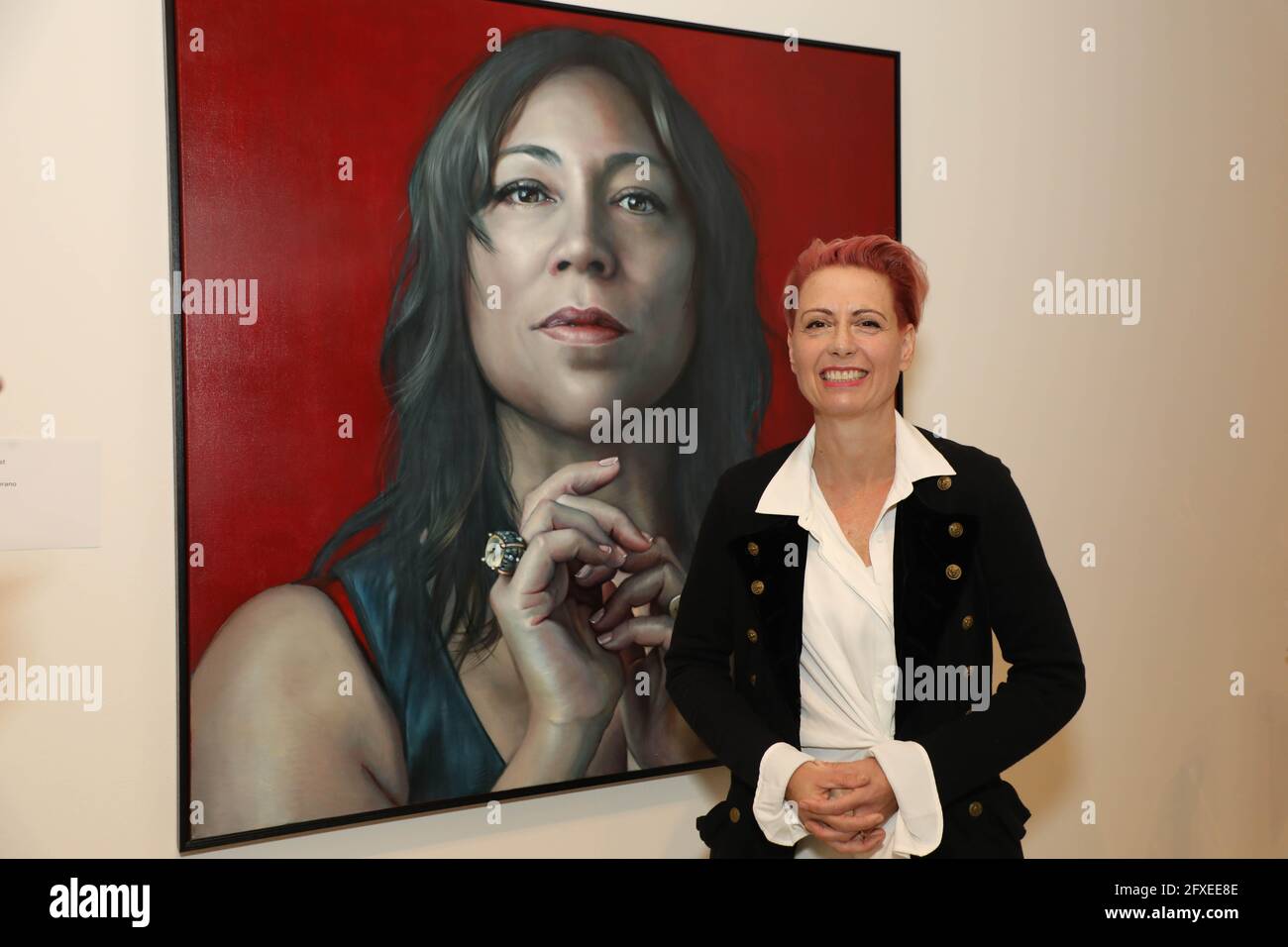 Packing room prize hi-res stock photography and images - Alamy