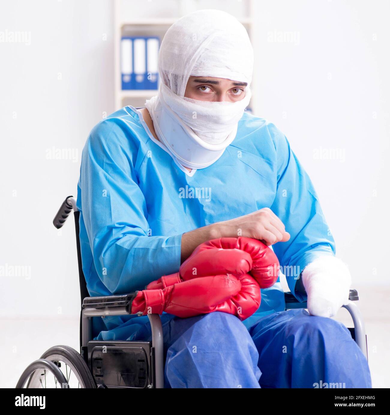 The injured boxer recovering in hospital Stock Photo - Alamy