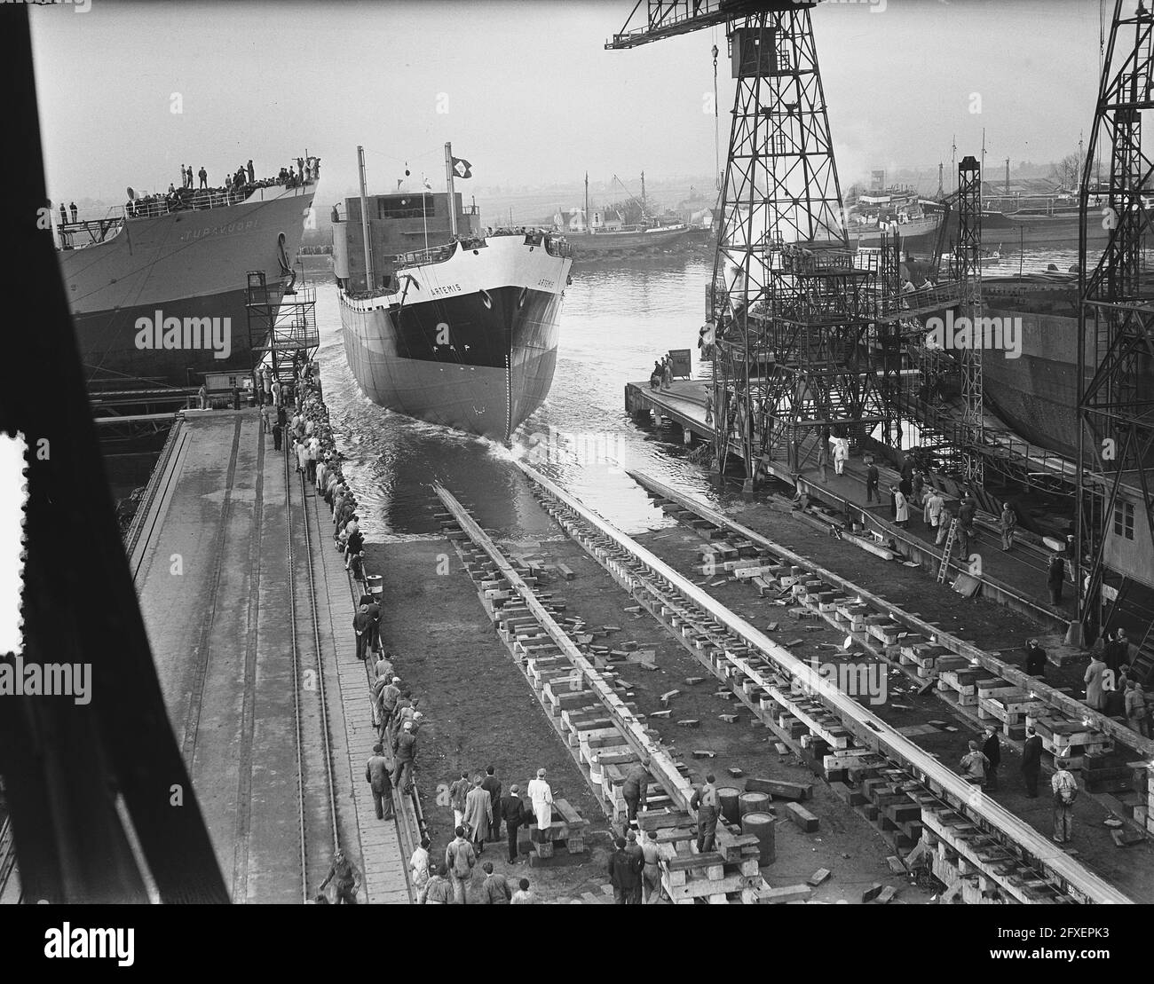 Launching cargo ship artemis hi-res stock photography and images - Alamy