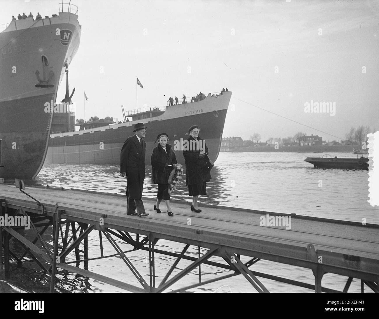 Launching cargo ship artemis hi-res stock photography and images - Alamy