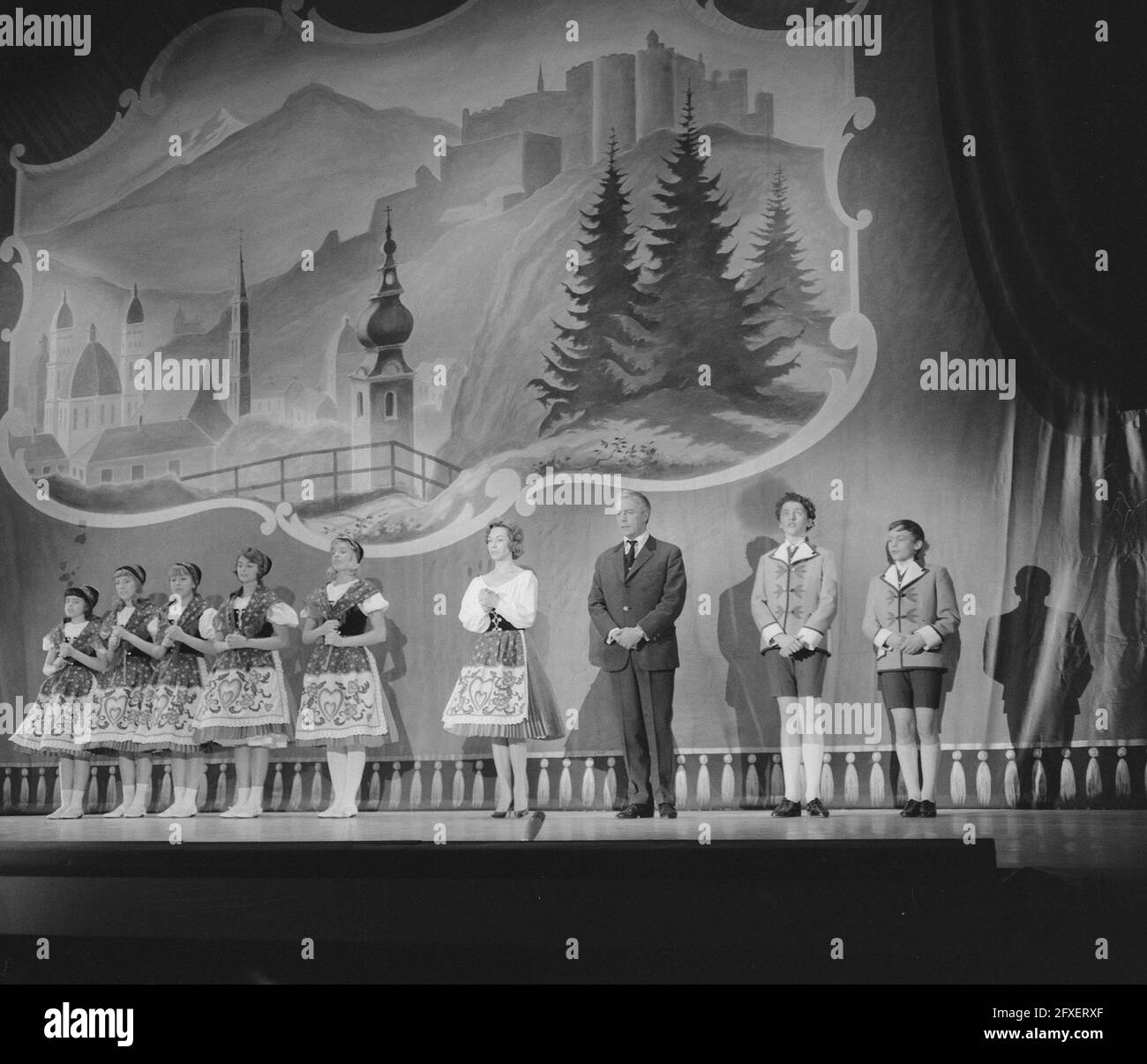 Capturing sound Black and White Stock Photos & Images - Alamy