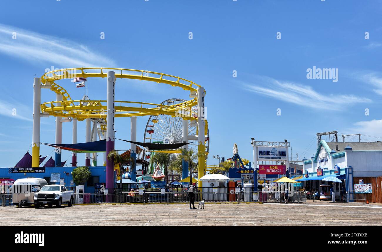 SANTA MONICA, CALIFORNIA - 25 MAY 2021: Ride Entrance at the Pacific ...