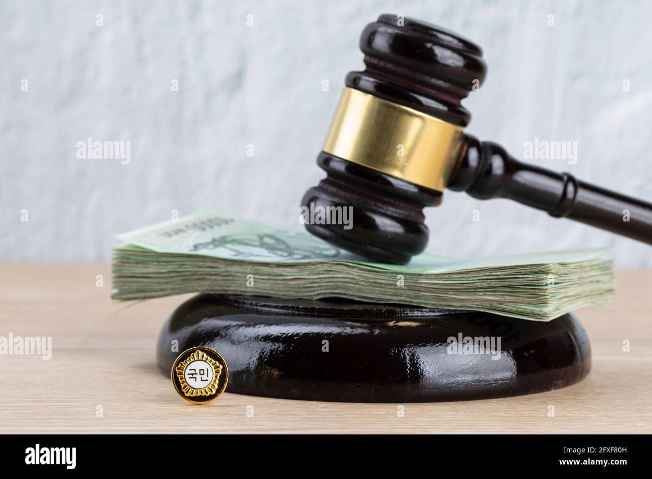 Law rods lawmakers badge placed on jipe - Crime and the Law Stock Photo ...