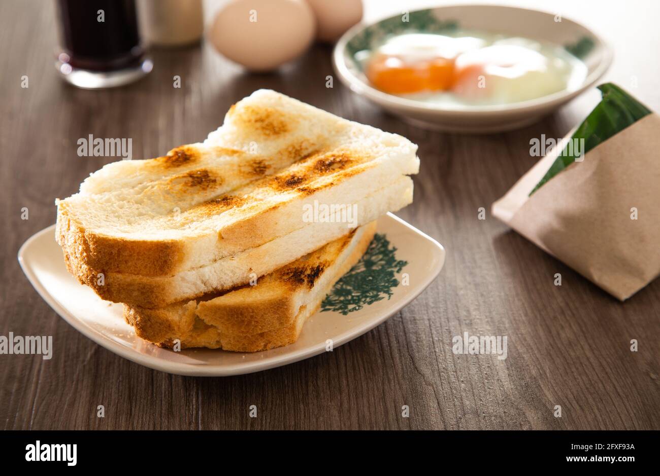 Traditional malaysian kopitiam coffee breakfast hi-res stock photography and images - Alamy