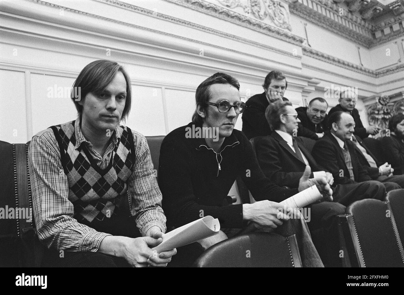 Lower House, questions on World Cup; Bram Vermeulen and Freek de Jonge ...