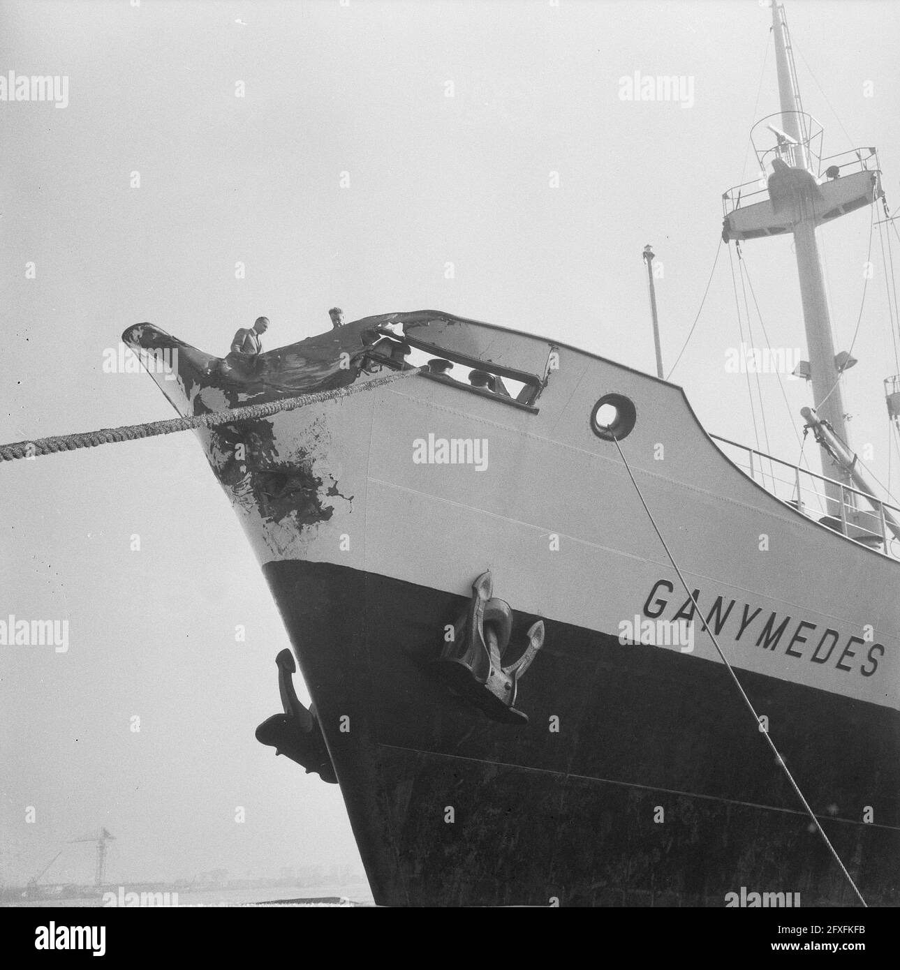 Ships collide hi-res stock photography and images - Alamy