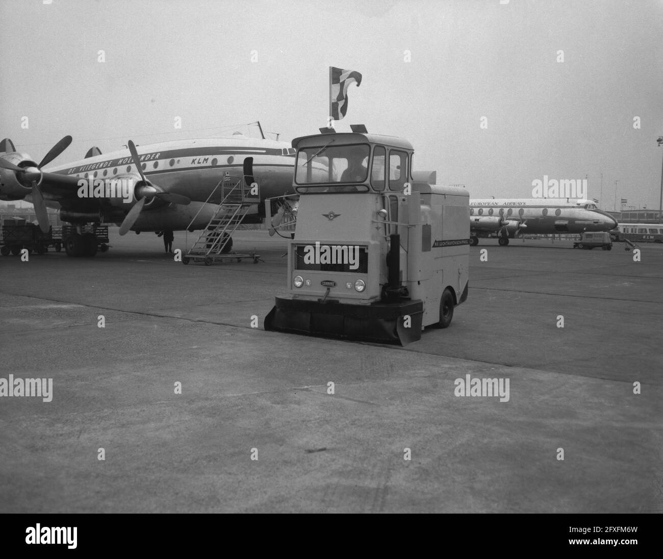 Expansion of Schiphol for the jet aircraft era, March 16, 1960 ...
