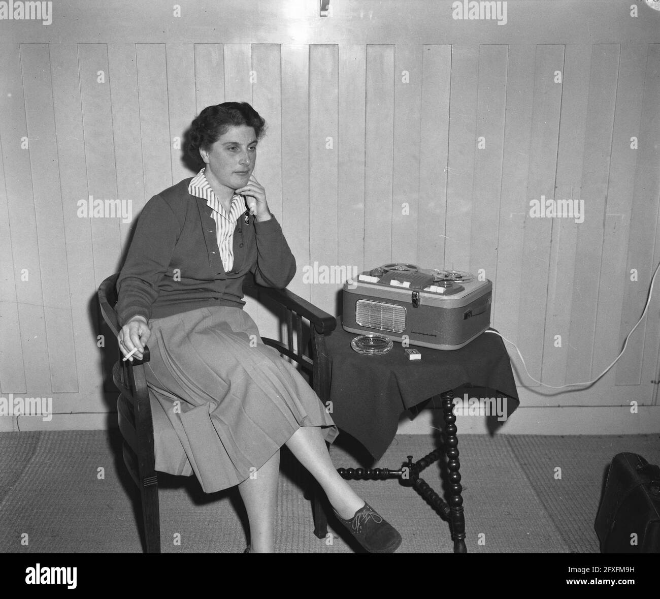 Issue of the first blind newspaper, May 22, 1958, blind people ...