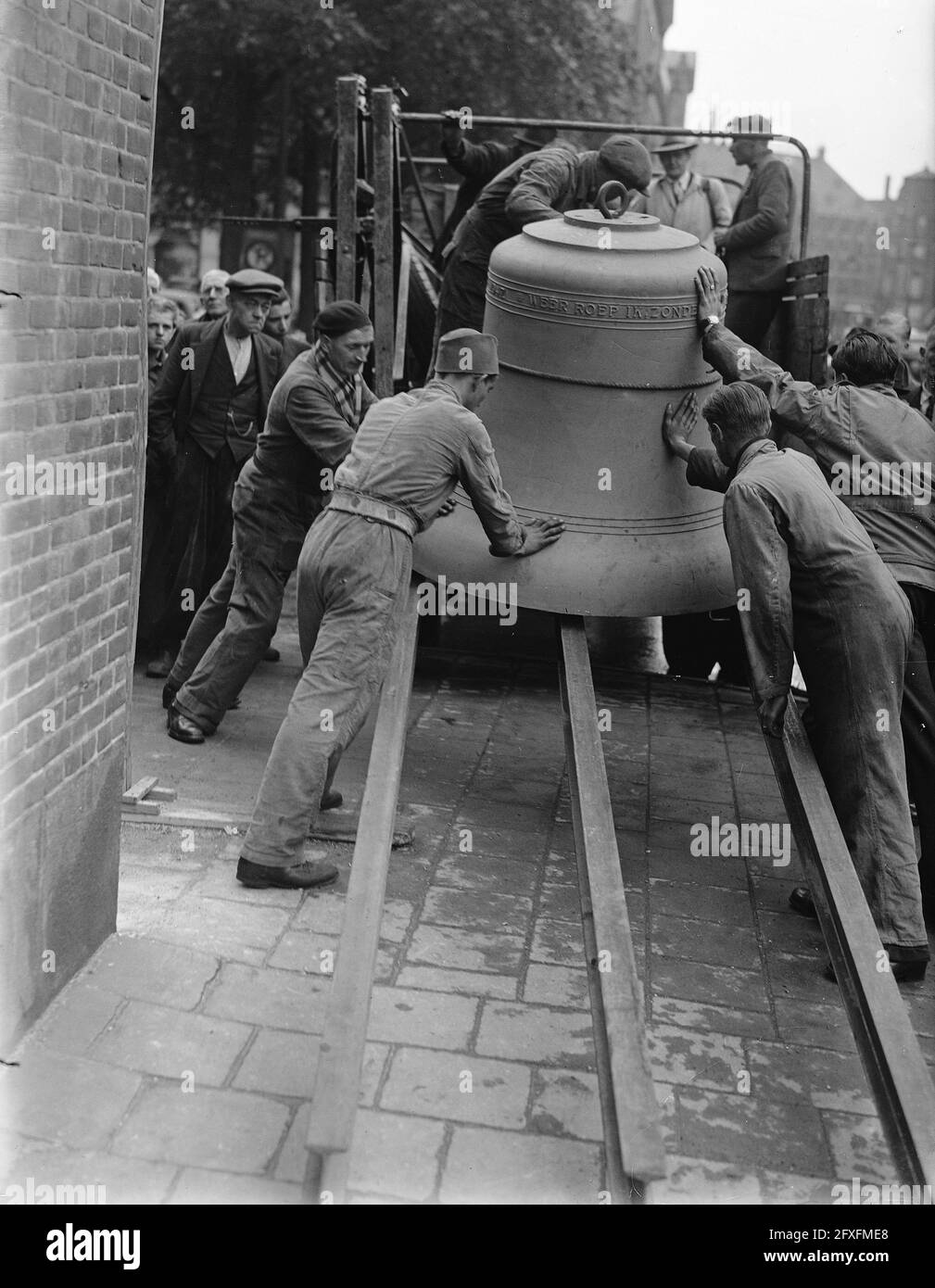 Angel ringing bell Black and White Stock Photos & Images - Alamy