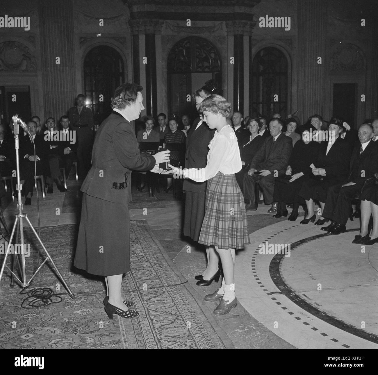 Posthumous decorations hi-res stock photography and images - Alamy