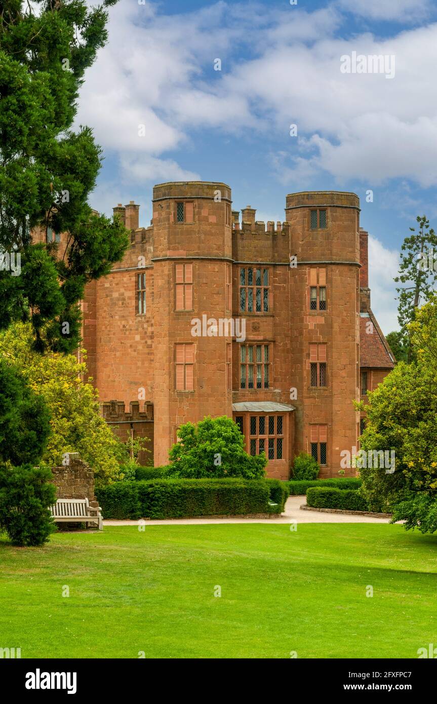 Kenilworth Castle, Kenilworth, Warwickshire, England Stock Photo - Alamy