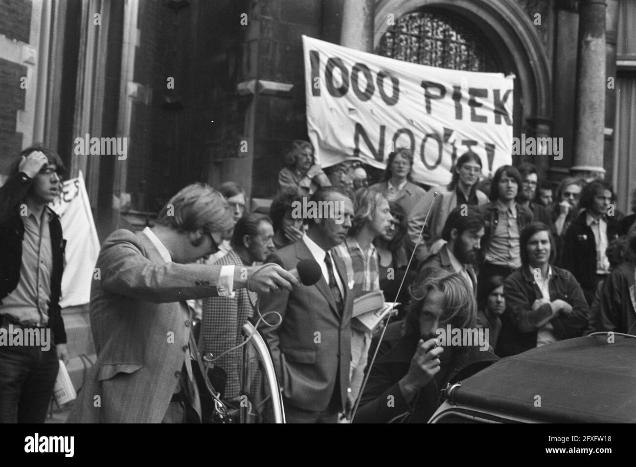 1000 guilders tuition fee hi-res stock photography and images - Alamy