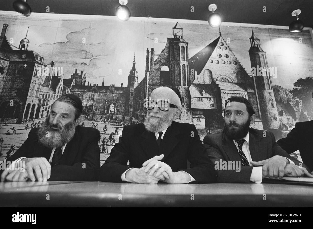 Right rabbis e a hi-res stock photography and images - Alamy