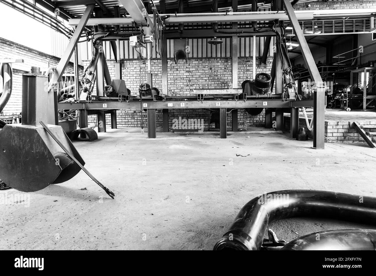 Steel fabrication workers Black and White Stock Photos & Images - Alamy