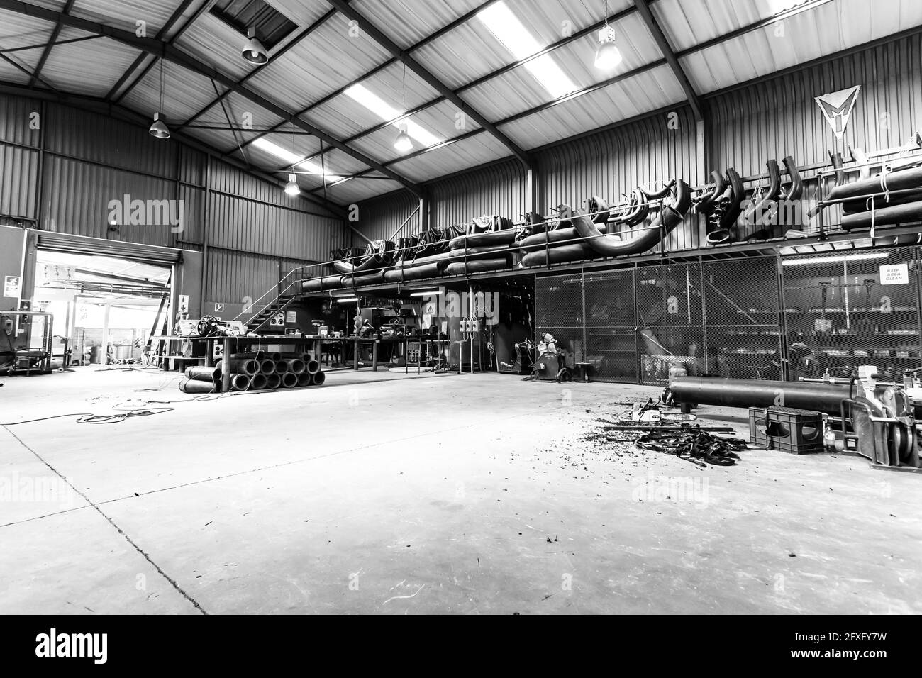 Mechanical engineer africa hi-res stock photography and images - Alamy