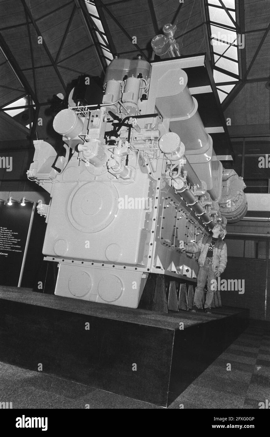 Diesel ship engine Black and White Stock Photos & Images - Alamy