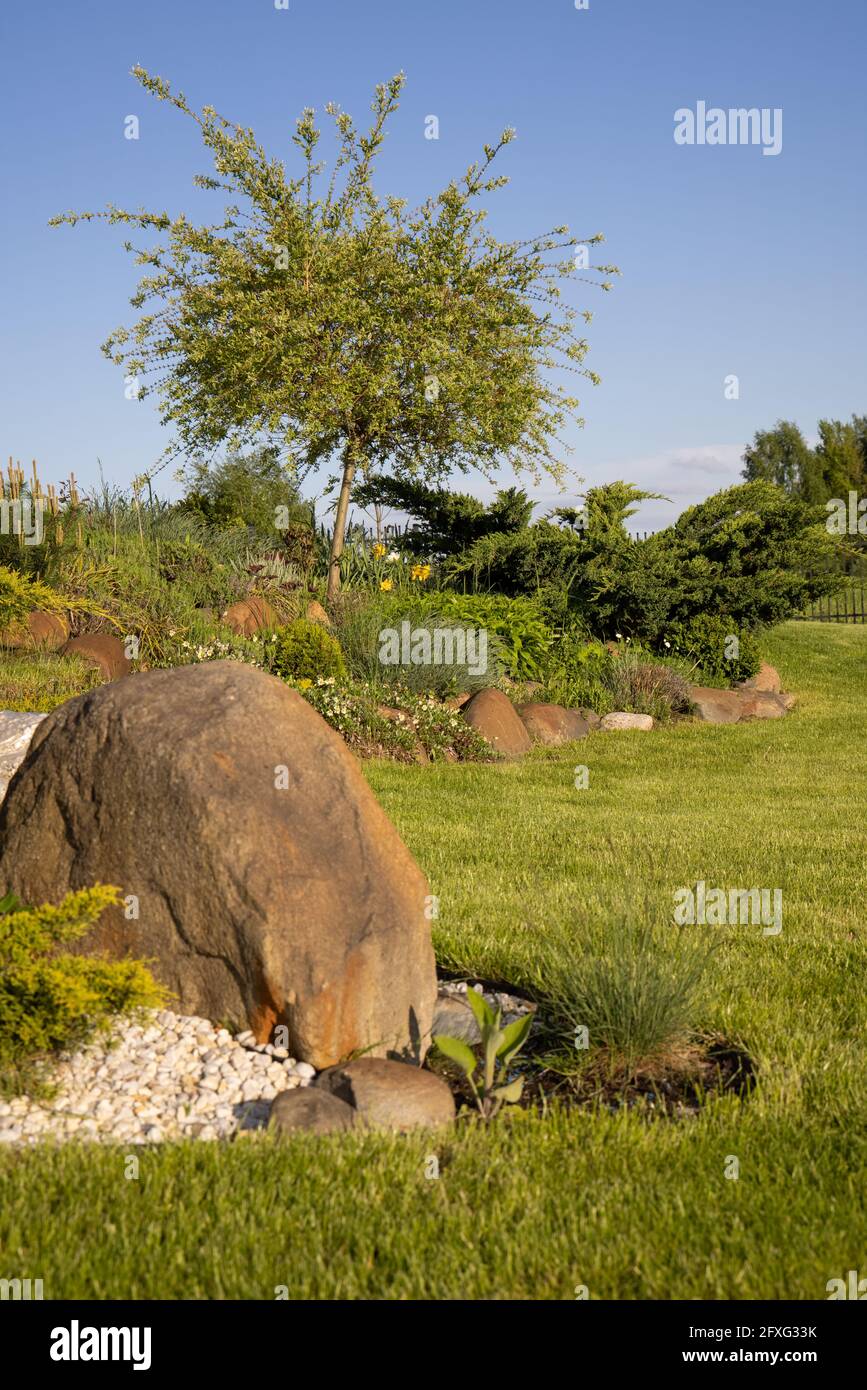 Stony garden design hi-res stock photography and images - Alamy