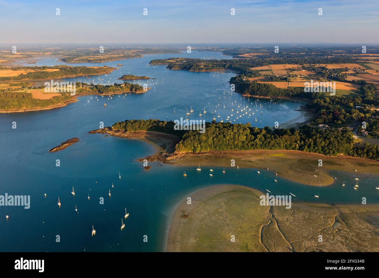 Estuary rance hi-res stock photography and images - Alamy