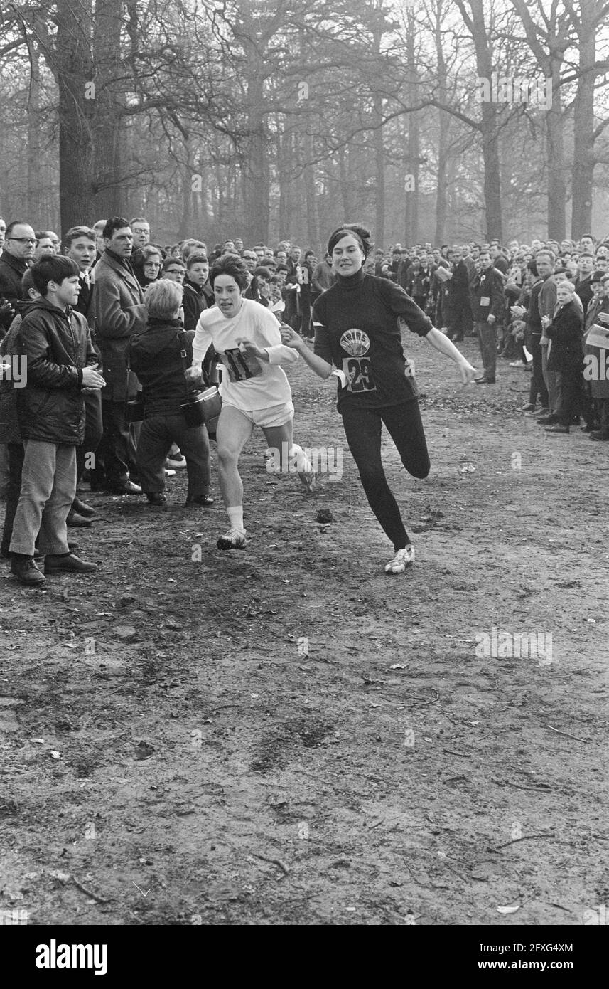 Dutch championships cross country running hi-res stock photography and ...