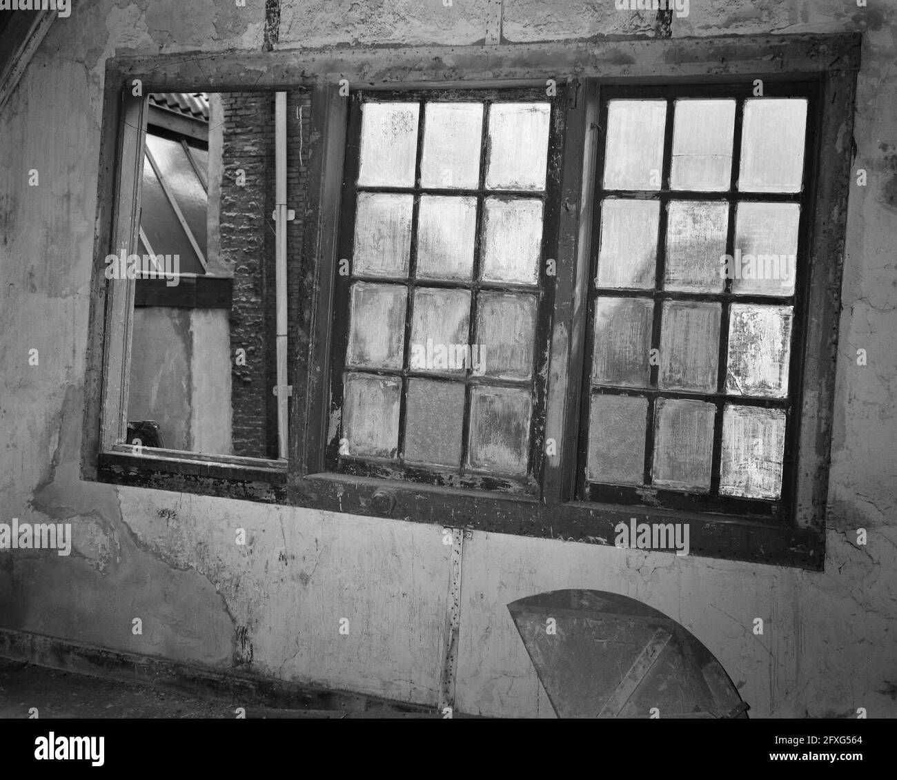 Anne franks secret annex hi-res stock photography and images - Alamy