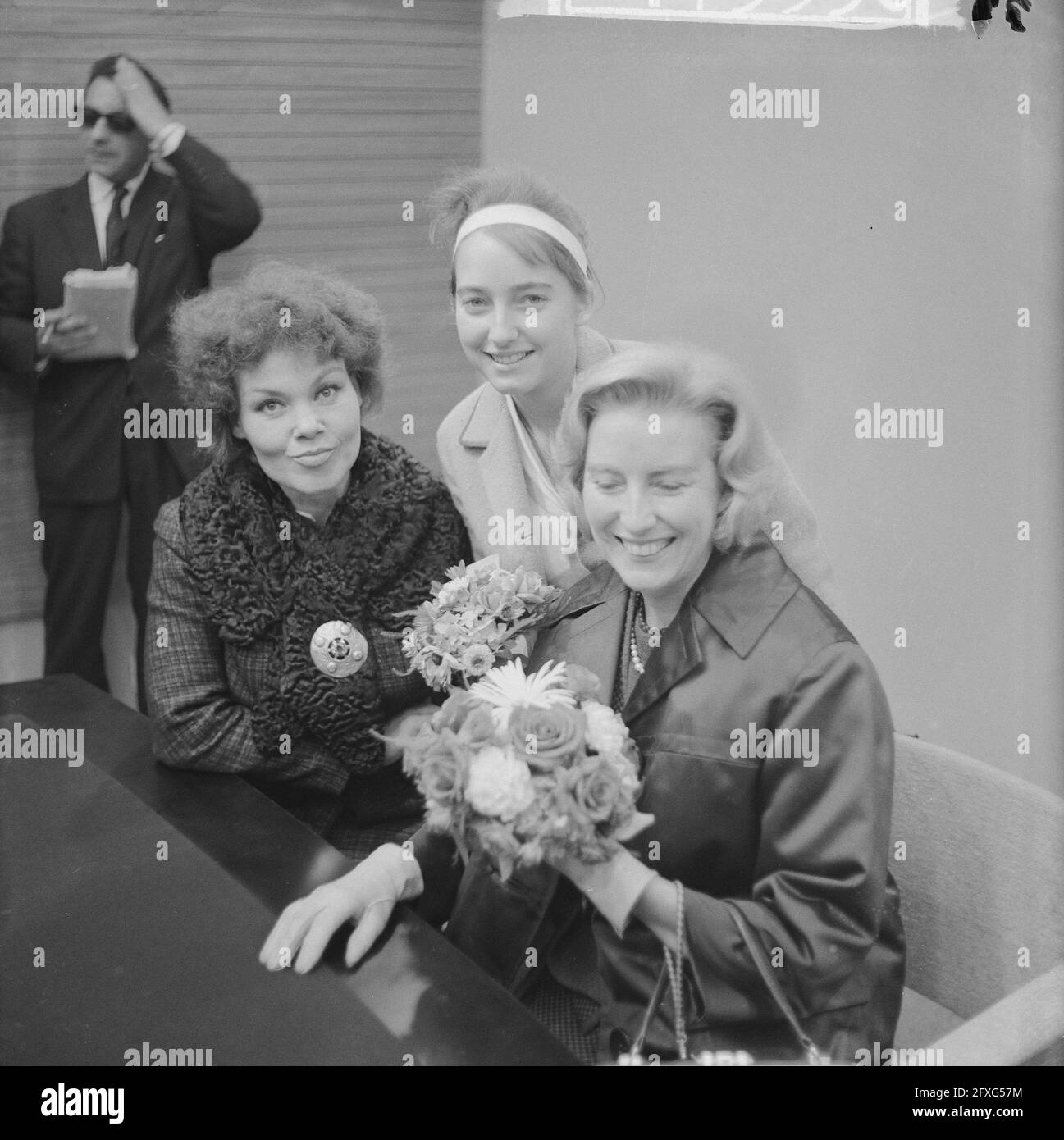 Vera lewis hi-res stock photography and images - Alamy