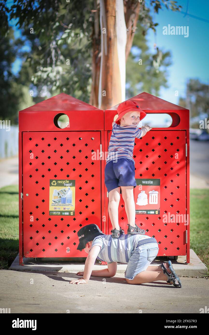 Put bins out hi-res stock photography and images - Alamy