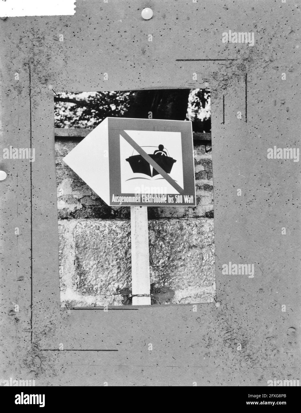 Traffic sign for motor boats, July 17, 1963, MOTOR boats, traffic signs ...