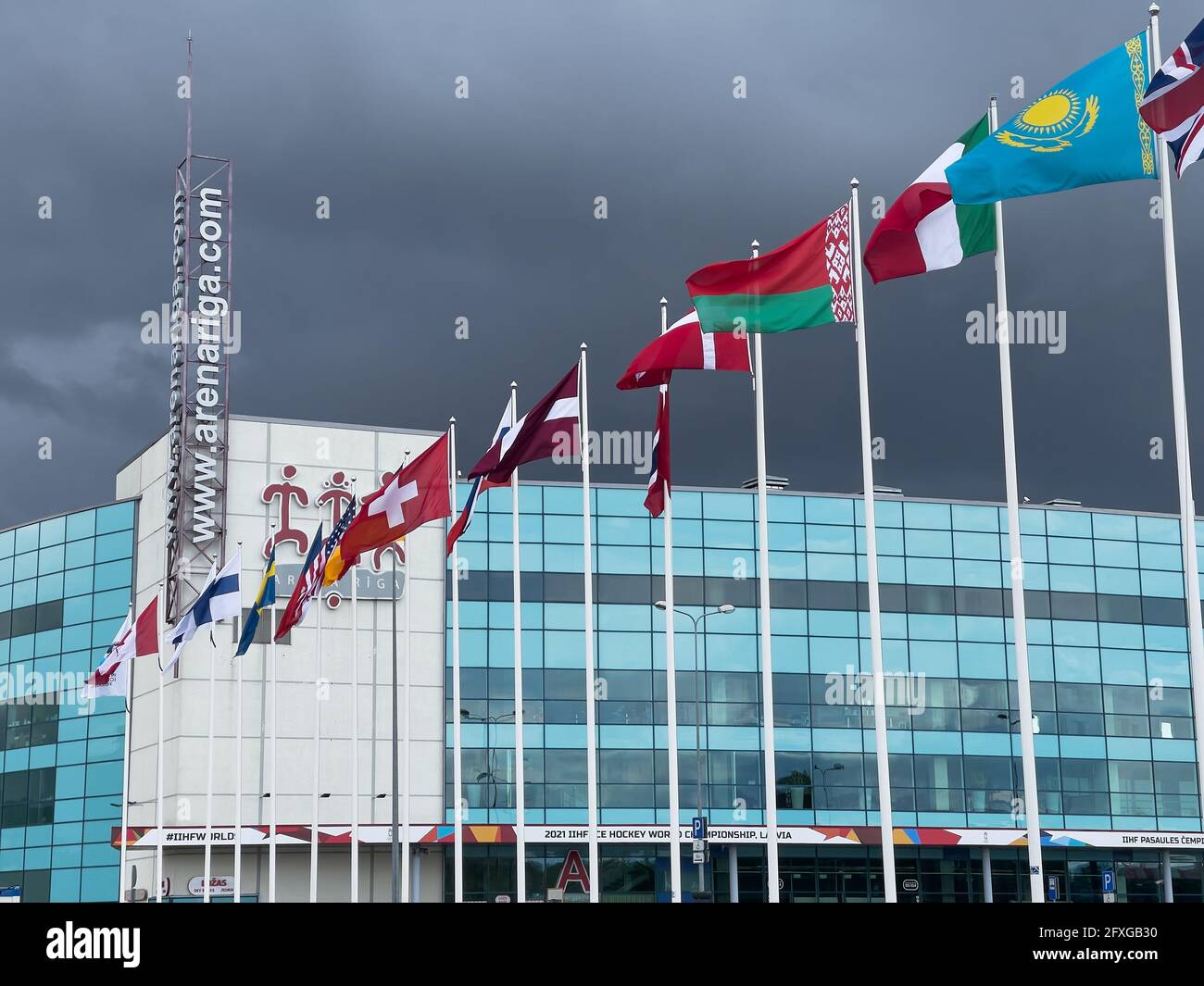 Flags of the world 2021 hi-res stock photography and images - Alamy