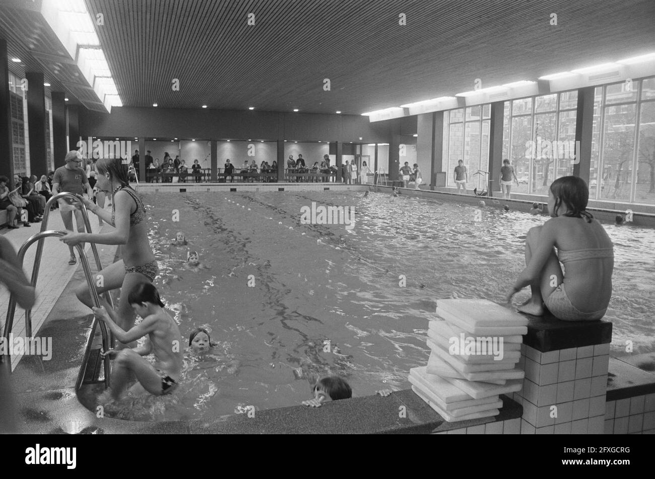 Amsterdam holds open house hi-res stock photography and images - Alamy