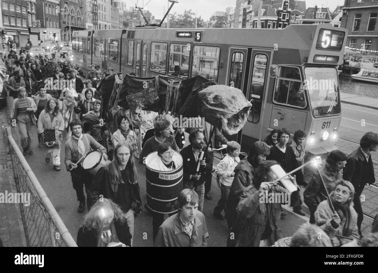 Departure of Dutch professional cycling team from Schiphol for World ...