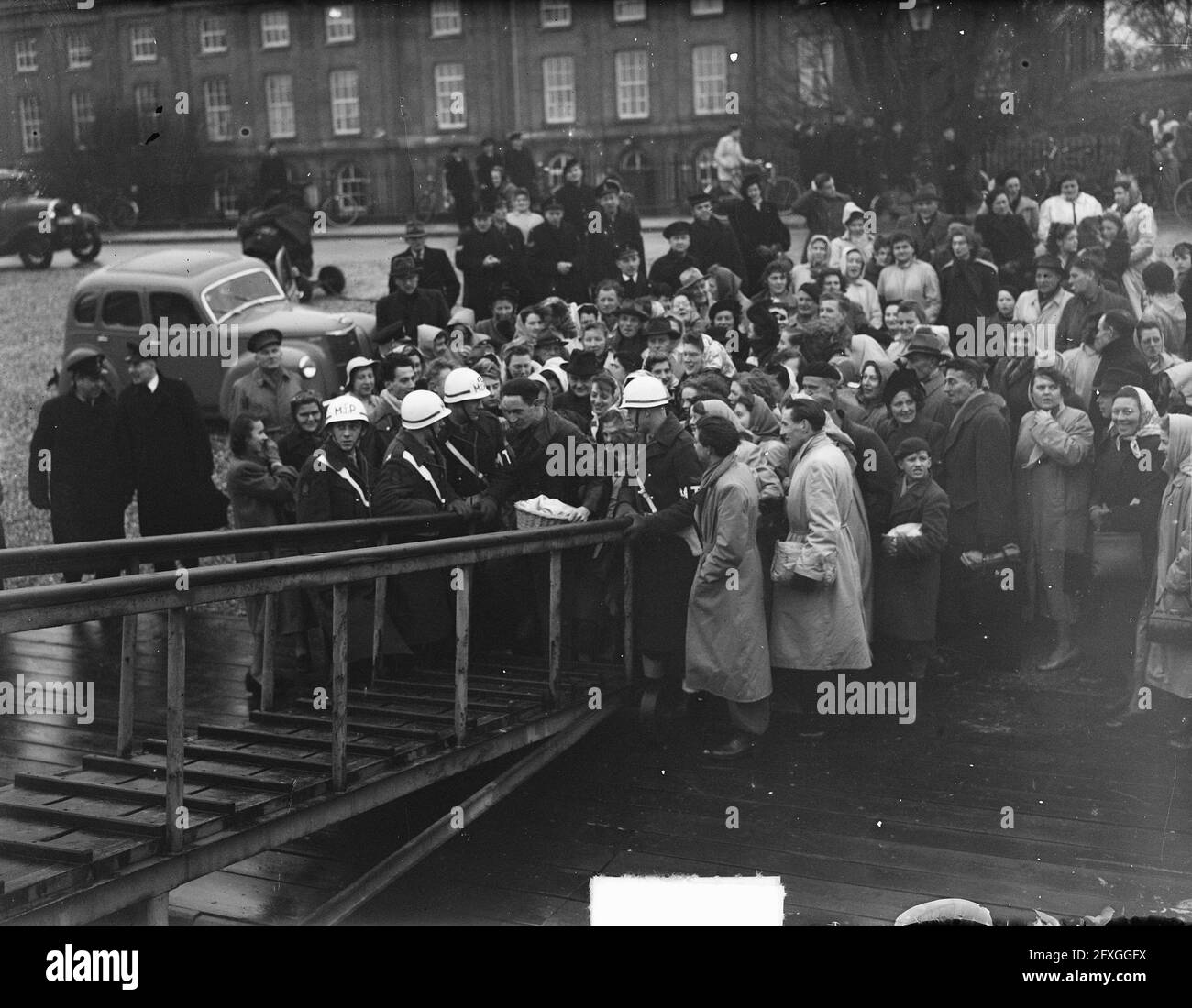Departure of Tjerk Hiddes from Den Helder to Indonesia, January 11 ...