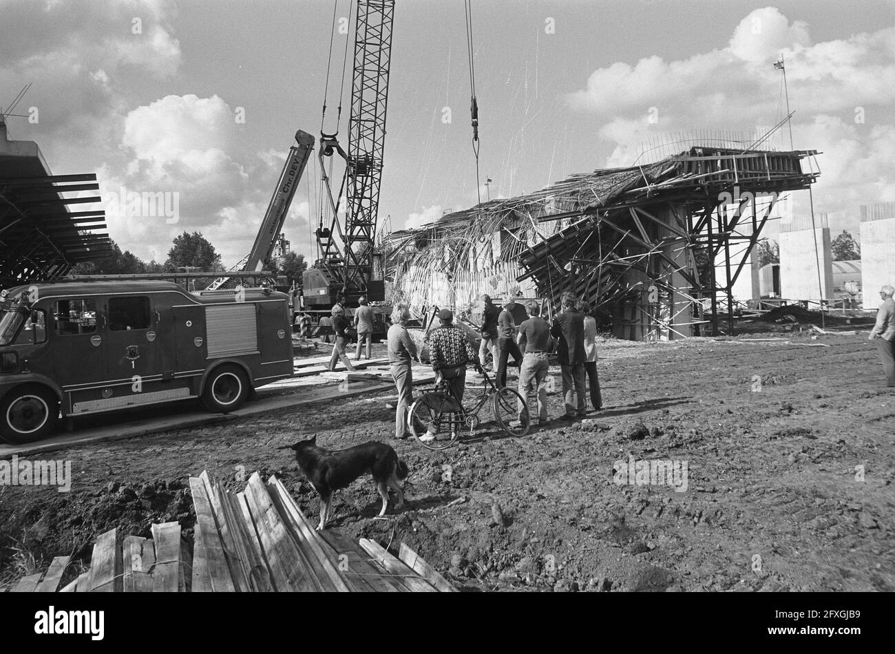 Viaduct under construction collapsed in Purmerend, the collapsed ...