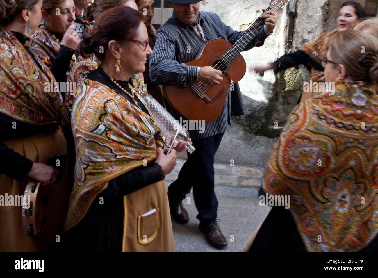 Singing spanish traditional hi-res stock photography and images - Alamy