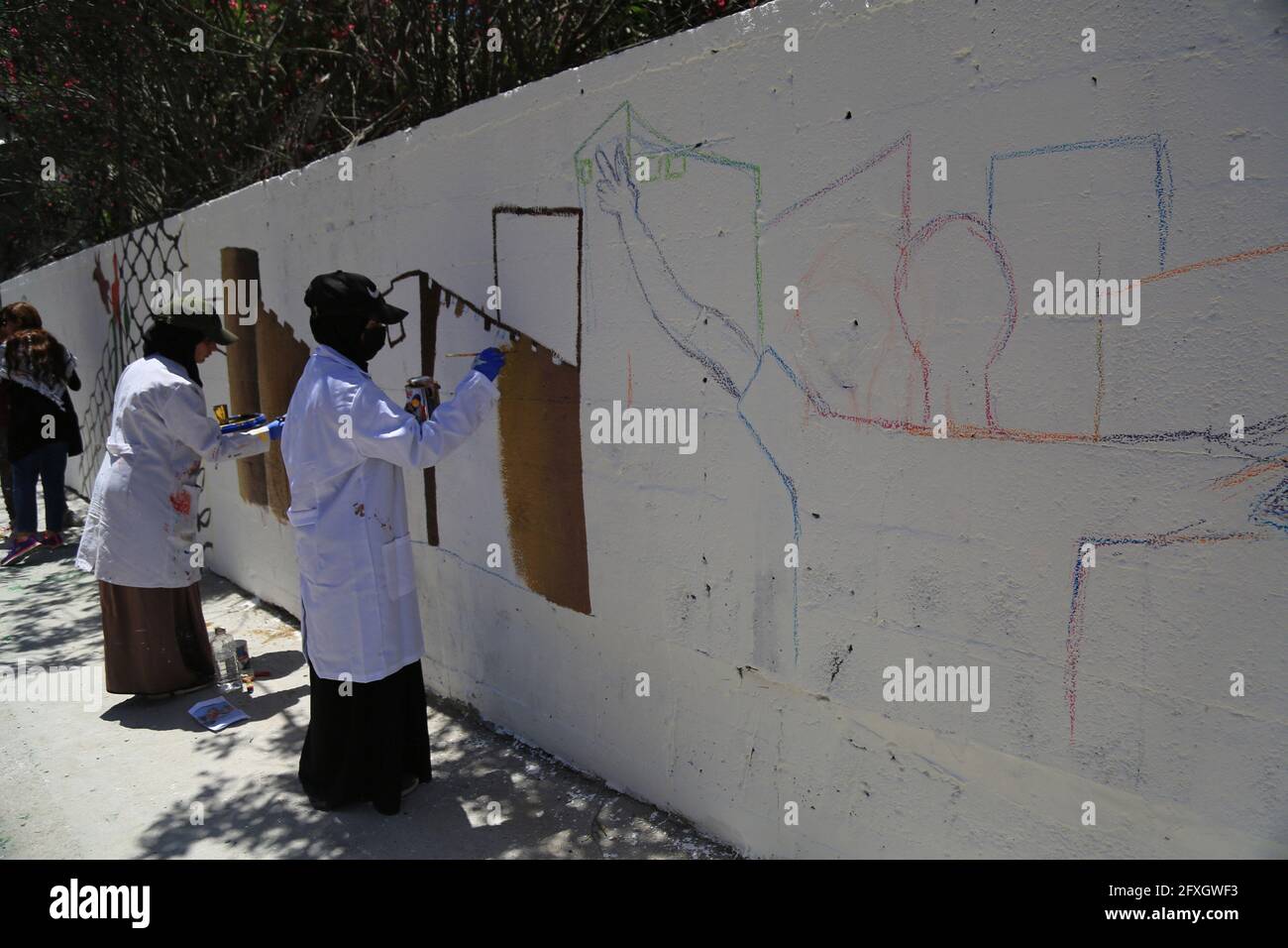 May 26, 2021, Gaza city, The Gaza Strip, Palestine: Palestinian artist ...