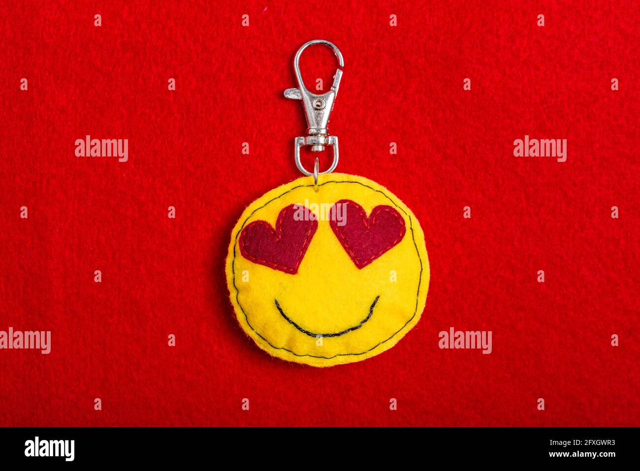 Happy smile key chain - emoticon Stock Photo - Alamy