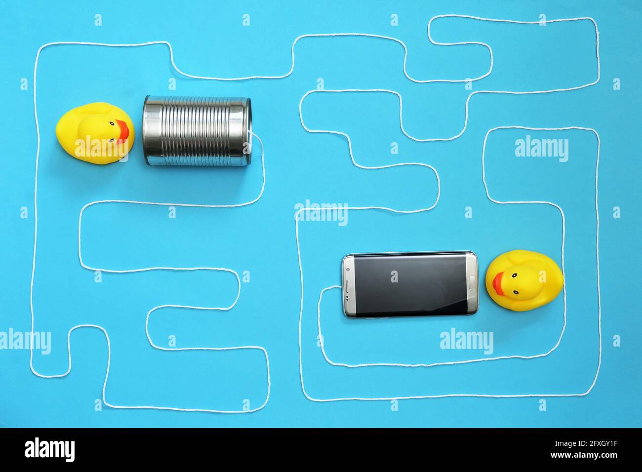 Tin toy duck hi-res stock photography and images - Alamy