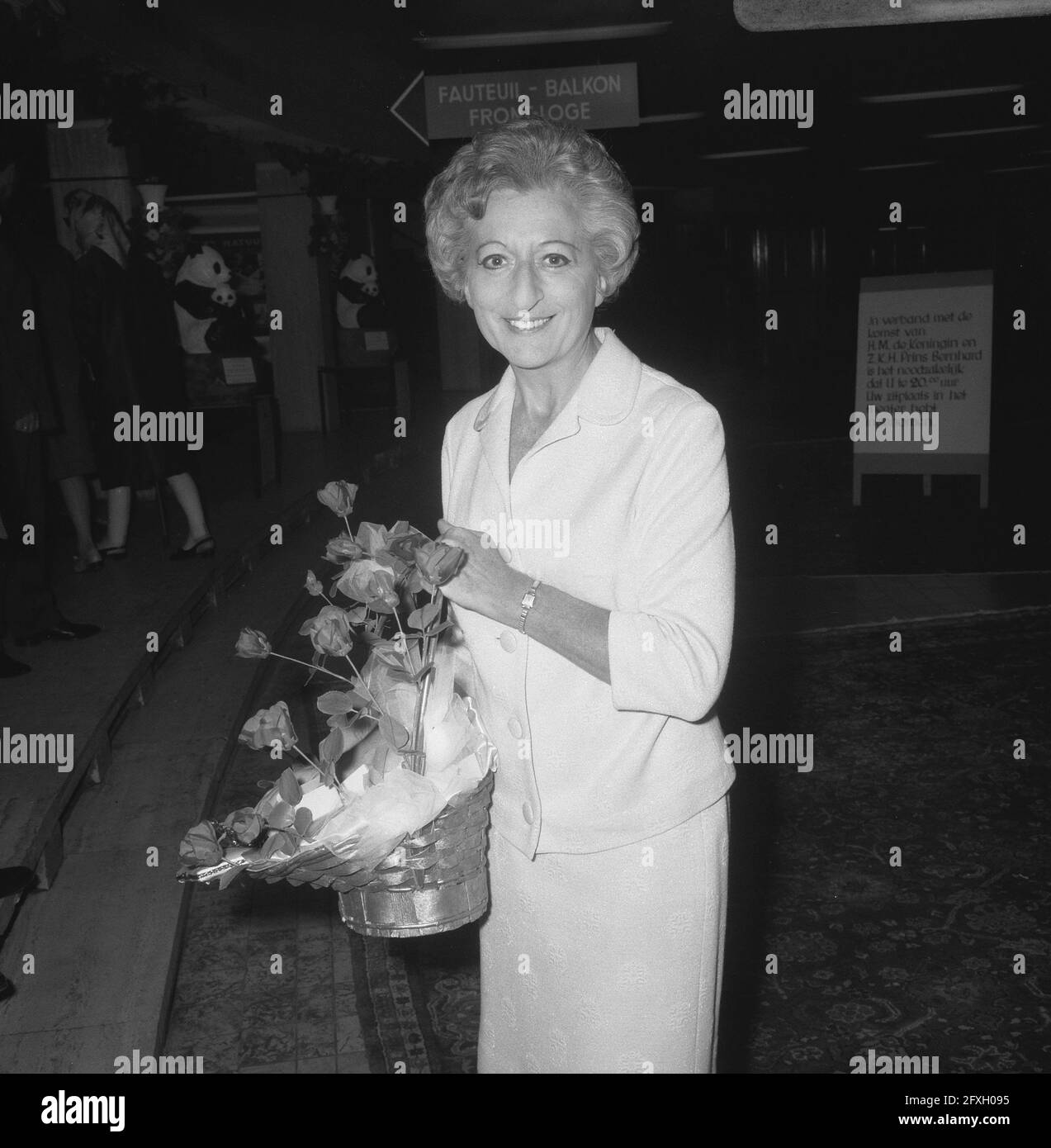 Elsa lioness born free hi-res stock photography and images - Alamy