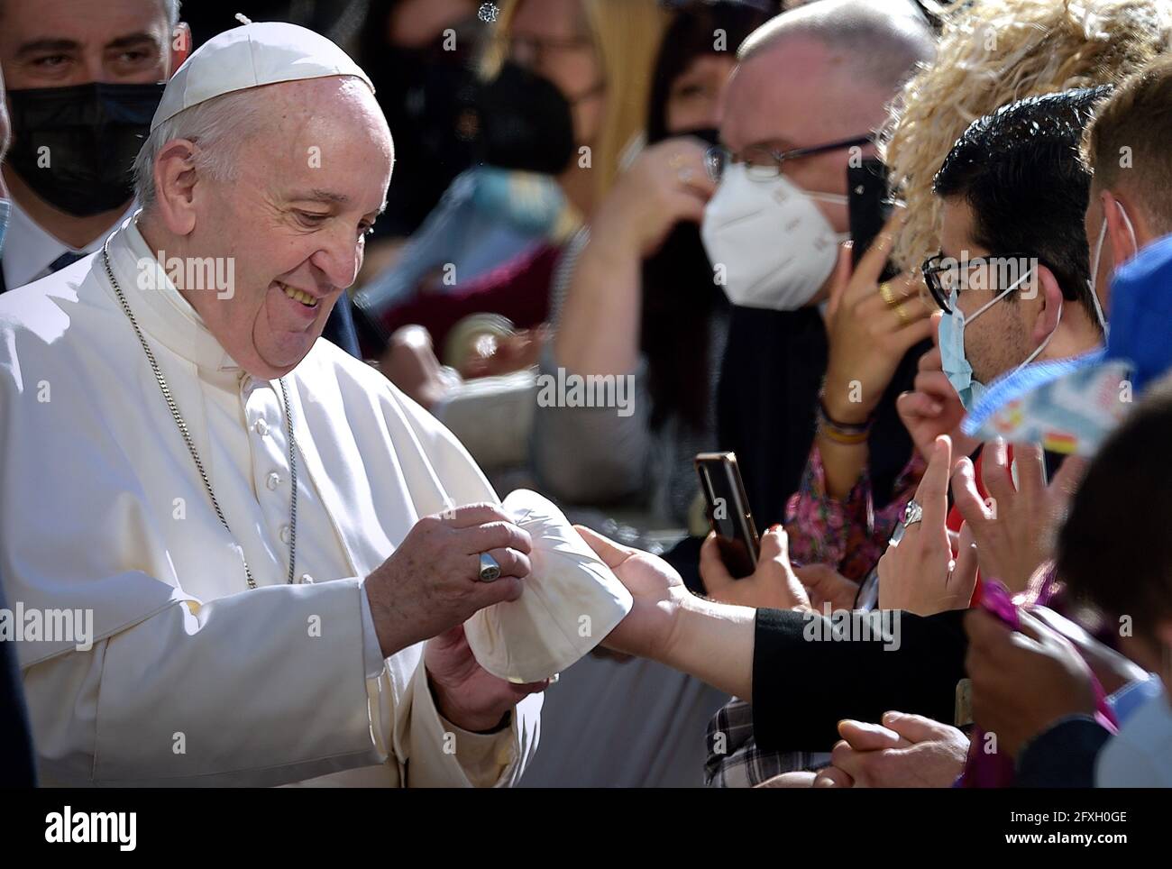 Pope Francis during the General audience in the Saint Damaso courtyard ...
