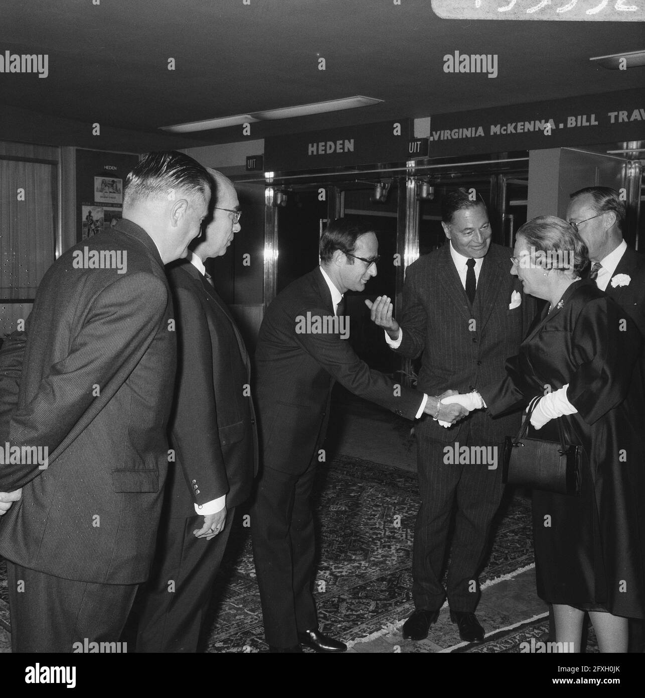 Elsa lioness born free hi-res stock photography and images - Alamy