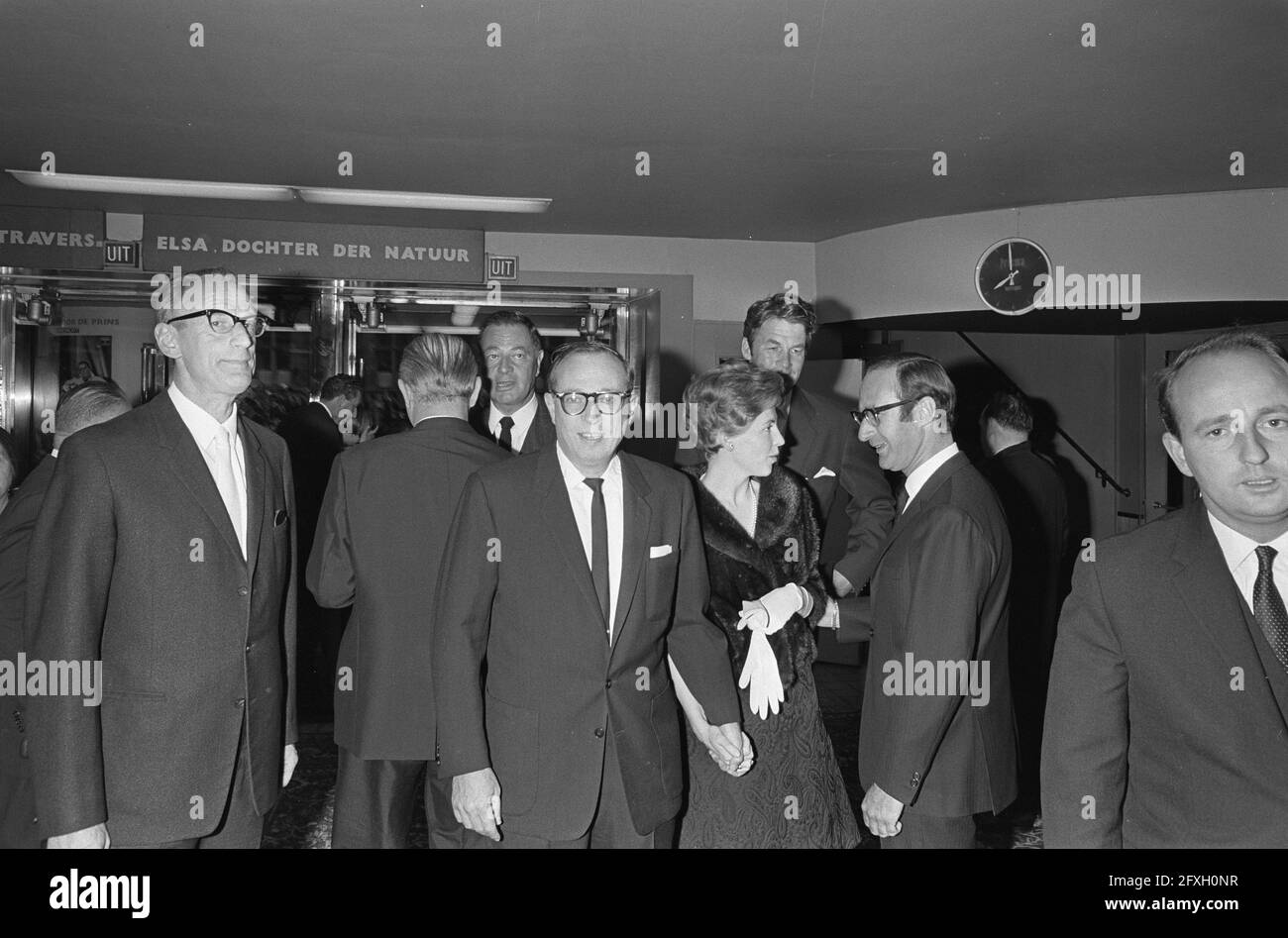 Elsa lioness born free hi-res stock photography and images - Alamy