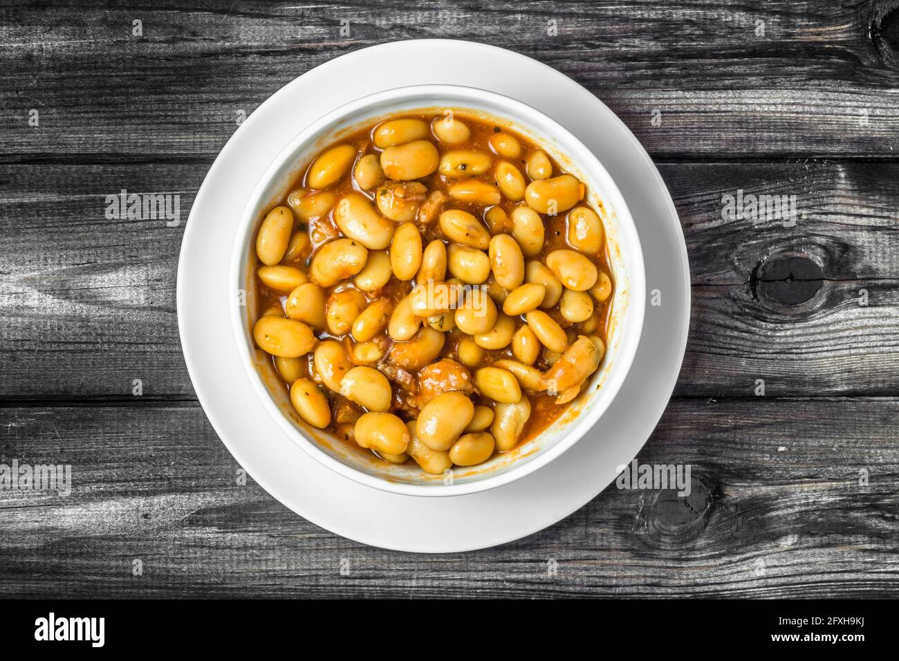 Baked beans in tomato sauce Stock Photo - Alamy