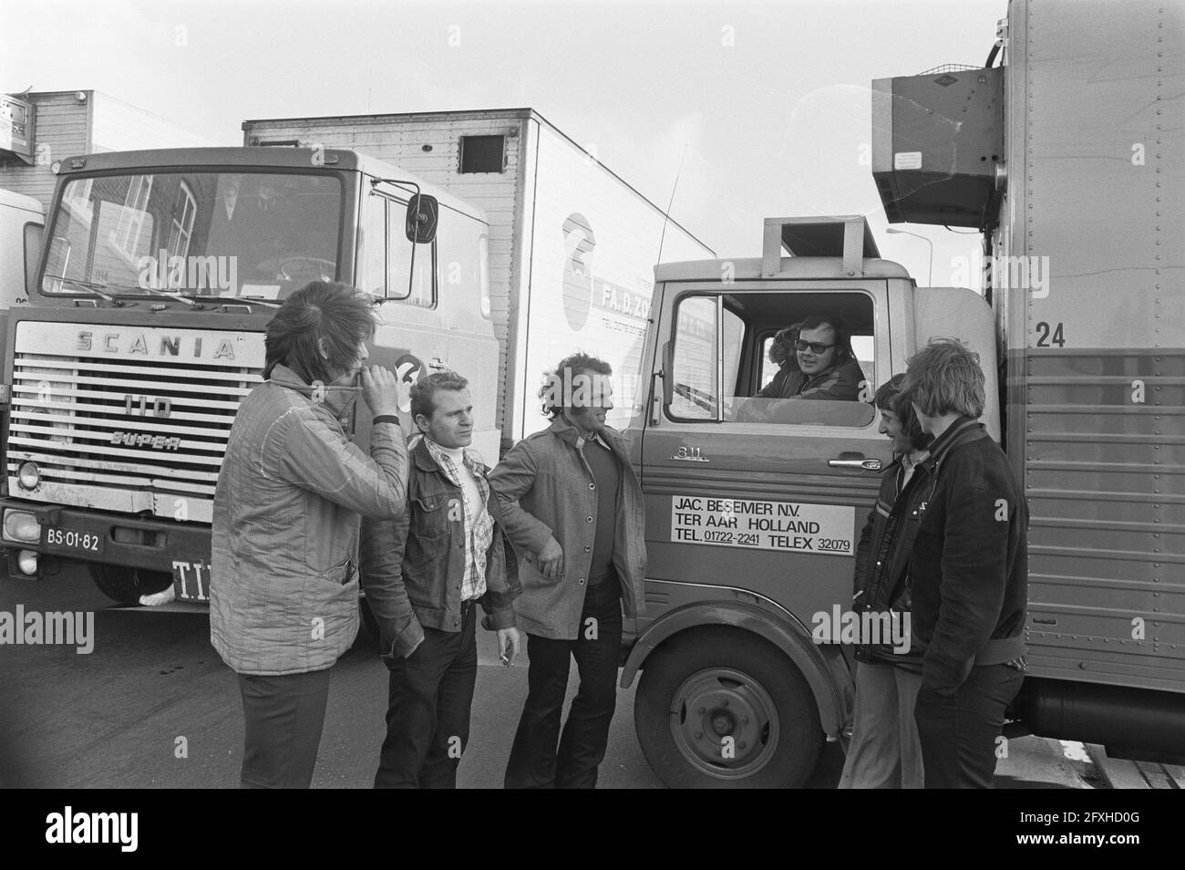 Overview truck blockade hi-res stock photography and images - Alamy